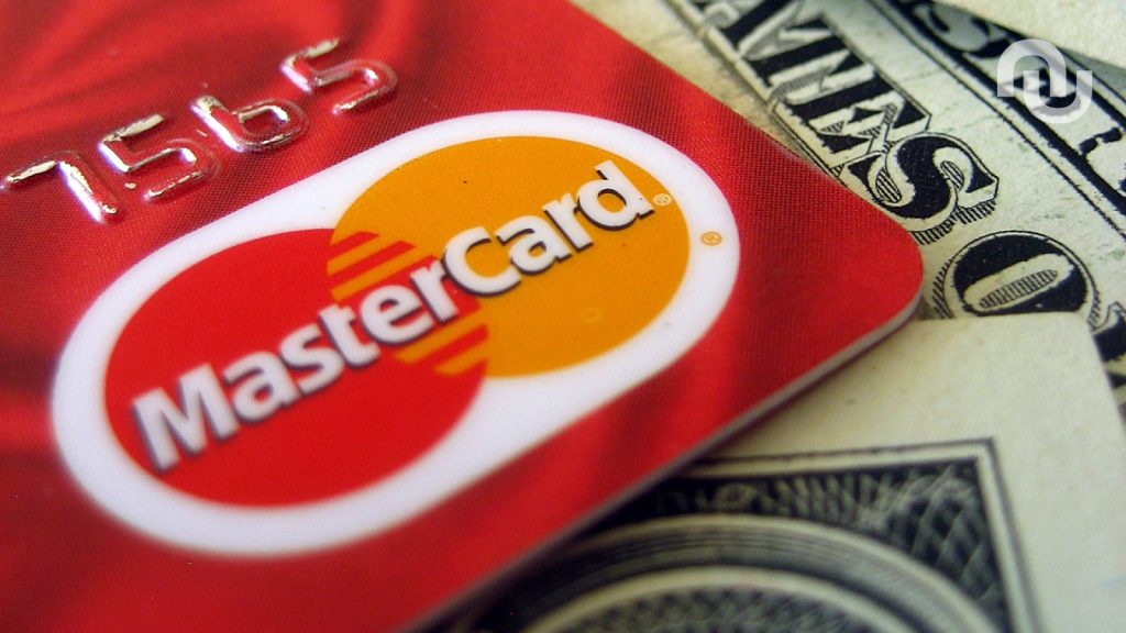 Visa V, Mastercard MA Stock Tumble as Trump Credit-Rate Cap Threats ...