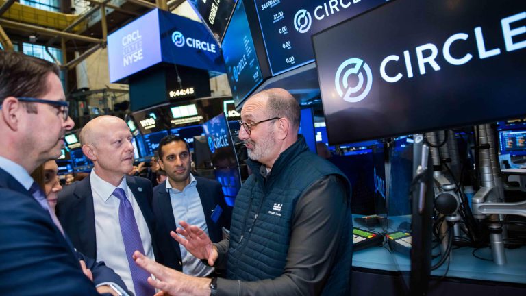 Bernstein: Coinbase-Circle Relationship Crucial USDC Growth - Forex ...