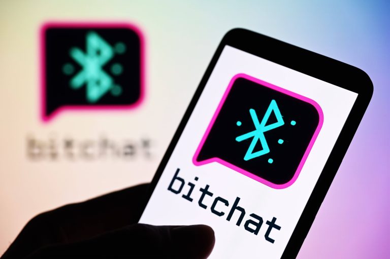 Bitchat’s Decentralized Messaging Debuts on App Store - Forex News by FX Leaders