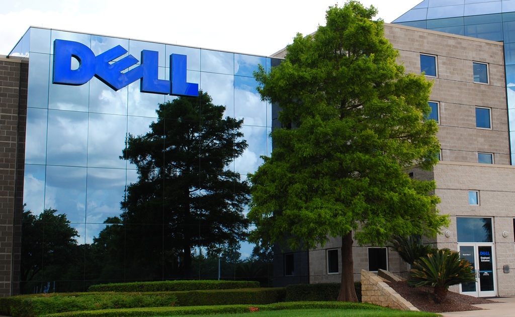 Dell Stock Accelerates to Record Highs Toward $200 as Goldman Sachs ...